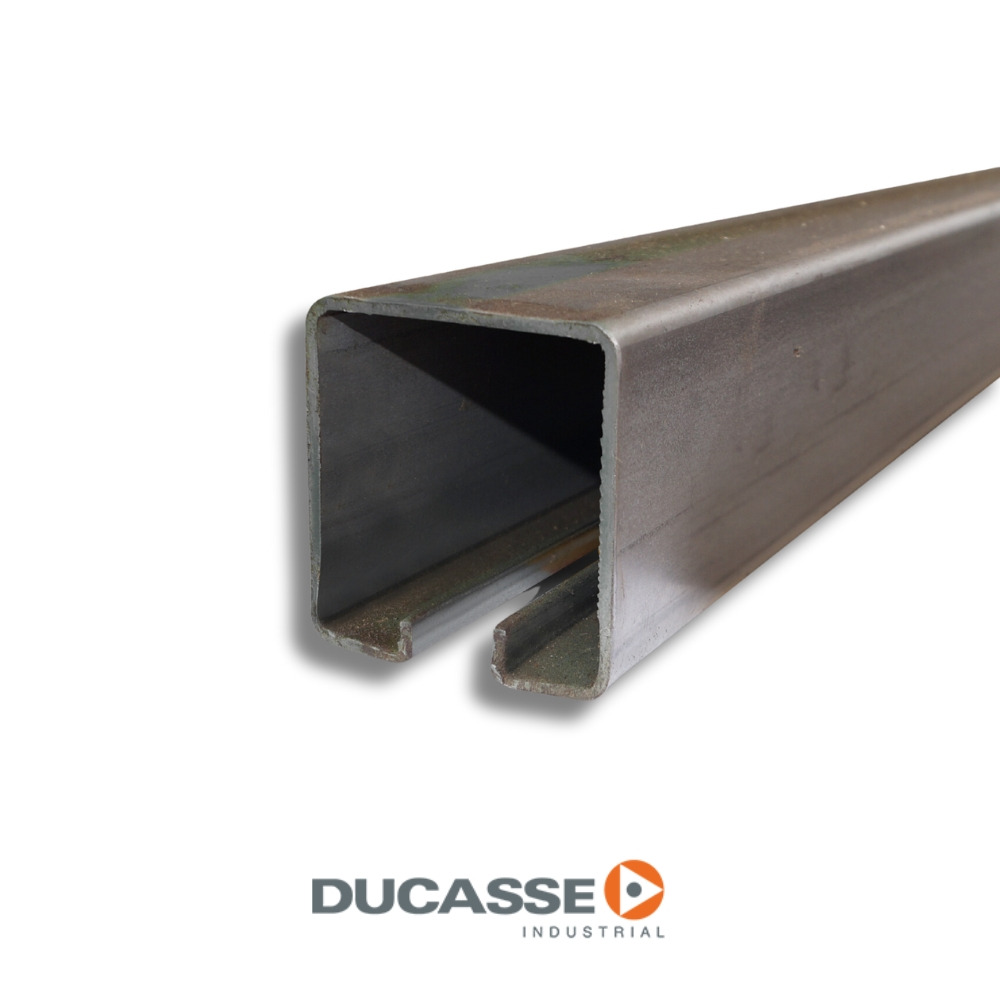 Riel galvanizado u-700 de 6m para portones ducasse | HOPSA Tienda Online